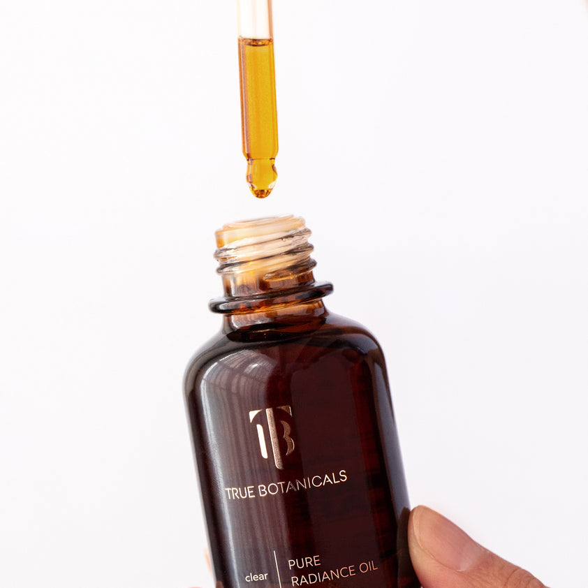 True Botanicals CLEAR Pure Radiance Oil | The Detox Market