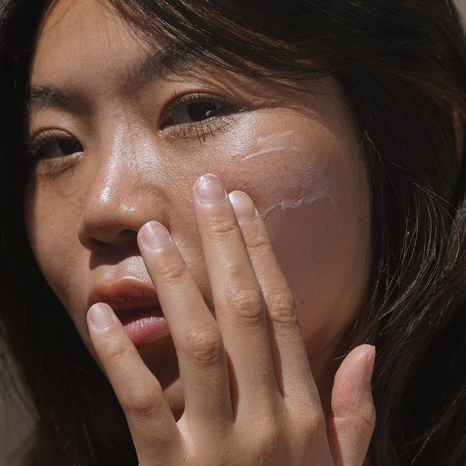MARA Flower Acid Algae Serum | The Detox Market